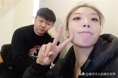 Deyun Club Zhang Xiaobai Posted A Post Late At Night Celebrating His