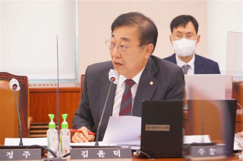 문체부 소관 문화재단법인은 극한직업
