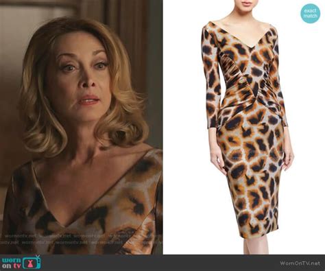 Wornontv Lauras Grey And Orange Print V Neck Dress On Dynasty