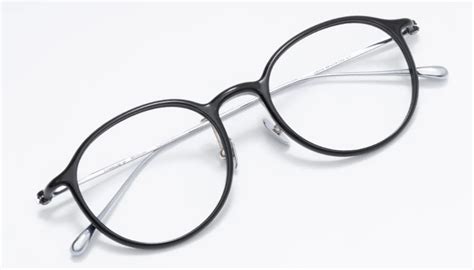 How To Buy The Best Glasses For Oval Face Shape In 2025