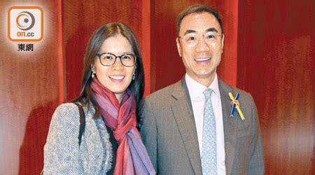政情今日你上鏡利子厚騎術叻 老婆學唔嚟 東方日報