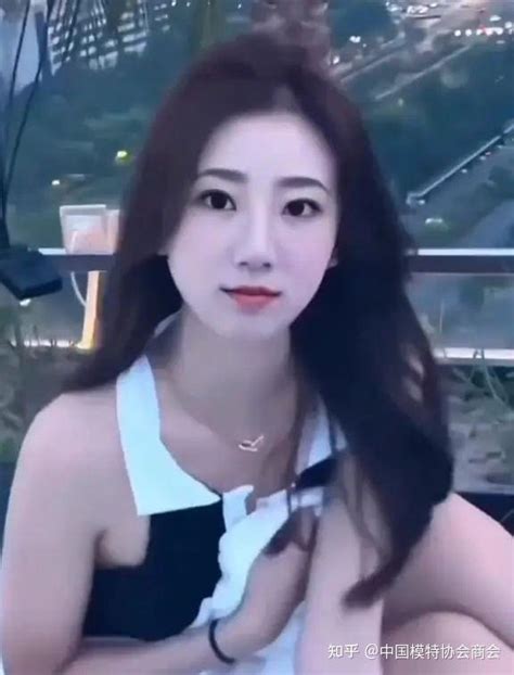 美女警察张津瑜低调 知乎