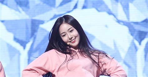 [포토] 여자친구 신비 속바지 노출도 문제없는 골반댄스