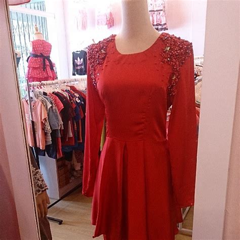 Butik Qaireen Baju Kurung Peplum Manik Sutera Esklusif Red Color