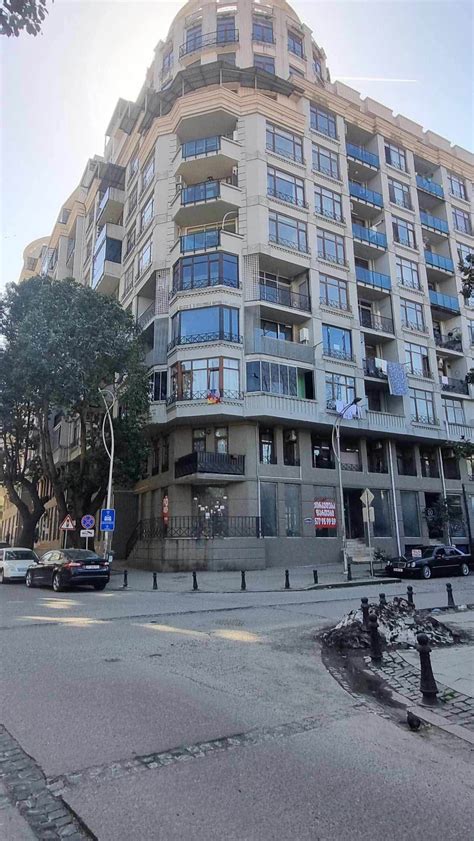 ბინების ყიდვა გაყიდვა გაქირავება იყიდება შავი კარკასი ძველ ბათუმში Facebook