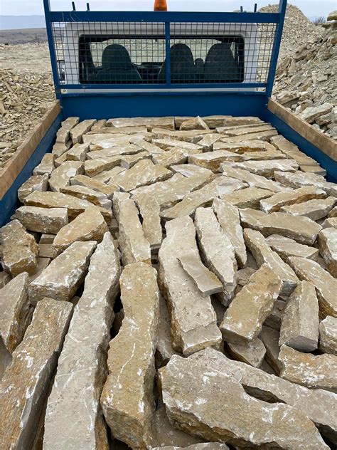 ნიჩბისის ქვა ჩვენ გთავაზობთ სამშენებლო ქვას რომელიც