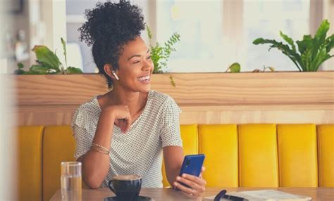 11 Revealing Signs Youre An Extroverted Introvert Happier Human 11 Revealing Signs Youre An Extroverted Introvert Happier Human