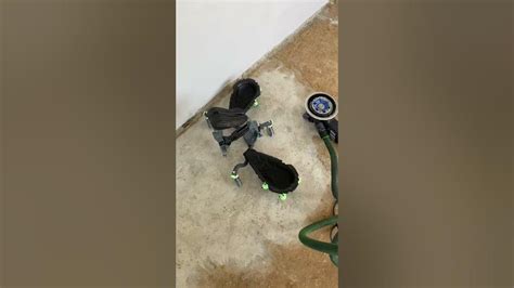 Как се сваля лепило от балатум мокет плочки и слаба основа като винервайс или прегоряла