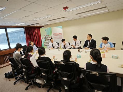 【屯門區「成功有約」計劃學員與屯門民政專員聚會🗣️🫱 民政事務總署 Home Affairs Department Facebook