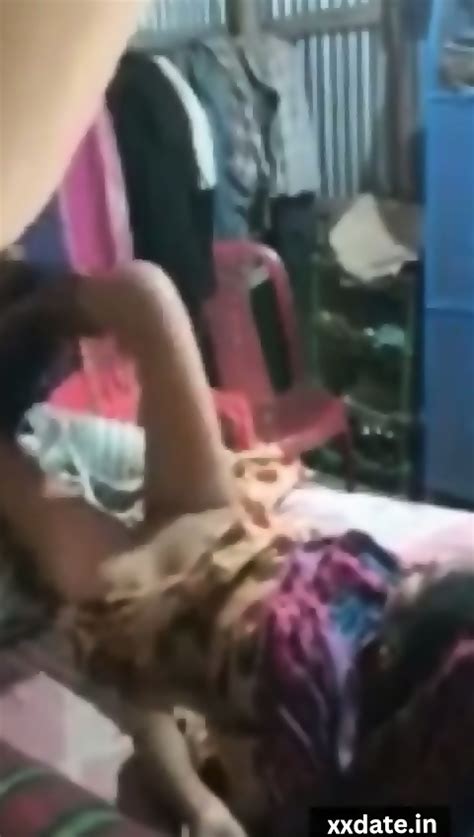 Ludhiana Ki Ladki Ki Mall Mein Bani Punjabi Sex Mms Video Eporner