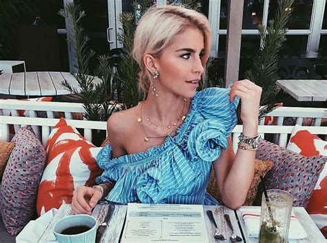 These Worst First Date Stories Are Hilariously Cringe