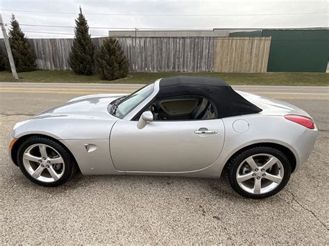 2006 Pontiac Solstice Convertible At Glendale 2023 As W115 Mecum Auctions