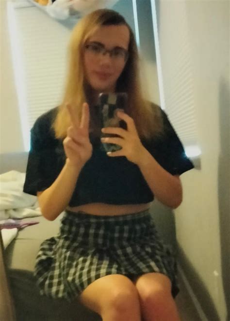 Do I Pass I Got Called A Guy A Few Times Today But My Partners Said I Pass Extremely Well R