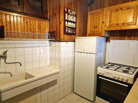 Продажа Отдельный дом на одну семью Via Bergamo 1 Милан Хорошее состояние с террасой