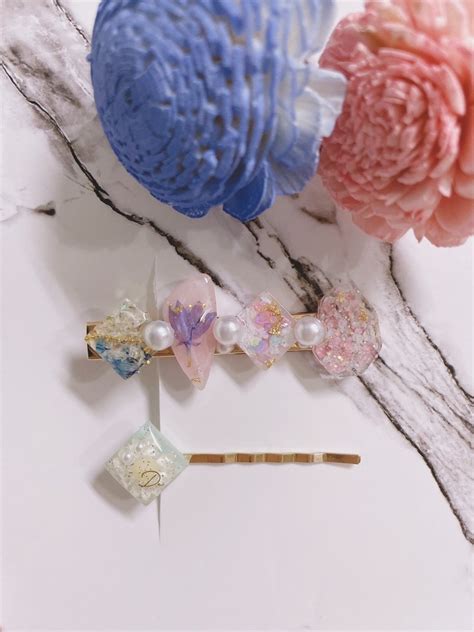 艾莉兒手作 滴膠樹脂手工髮夾永生花乾燥花 貝殼珍珠 Ariel Crystal艾莉兒手作 飾品吊飾 水晶飾品 永生花｜髮夾 髮圈人氣榜 Pinkoi