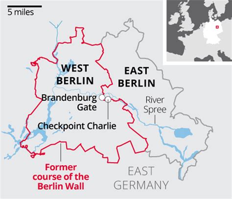 East Vs West Berlin Wall Berlin Wall Wikipedia