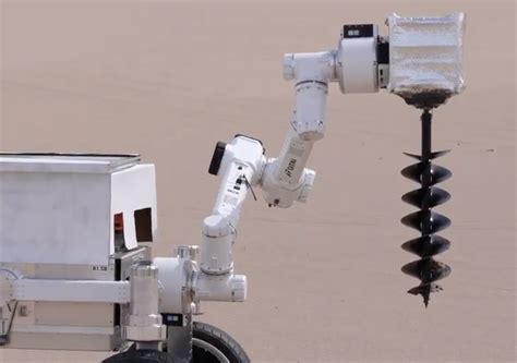 Inchworm Robot Gitai
