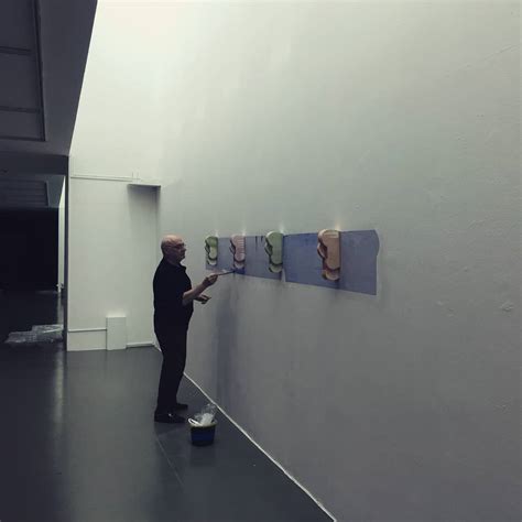 경기도미술관 《 그림이 되어가는 벽 Event D 3 》 9m 높이에 달하는 미술관 벽을