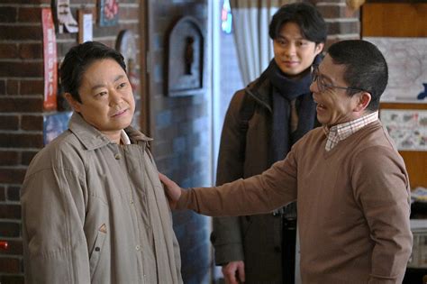 画像5 17 ＜不適切にもほどがある！第4話＞市郎＆渚、キス寸前で問題発生 モデルプレス