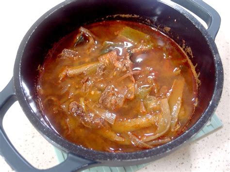 소고기요리 얼큰한국물요리 육개장만들기 토란대와나물이들어간서울식육개장