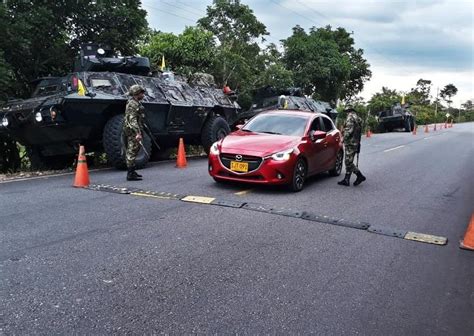 Ejército Nacional Custodia Los Principales Ejes Viales Del Departamento
