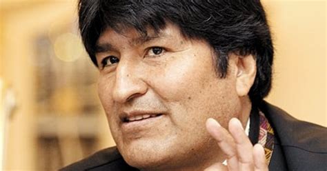 15세 소녀 성폭행 혐의”볼리비아 전 대통령 체포영장