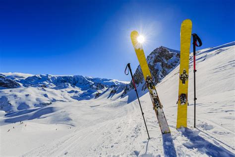 Winter Ski Wallpapers Top Free Winter Ski Backgrounds Wallpaperaccess