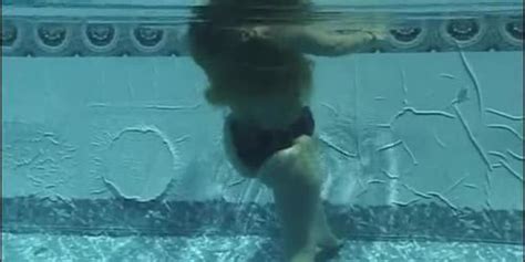 Maggie Underwater Pleasure Tnaflix Com