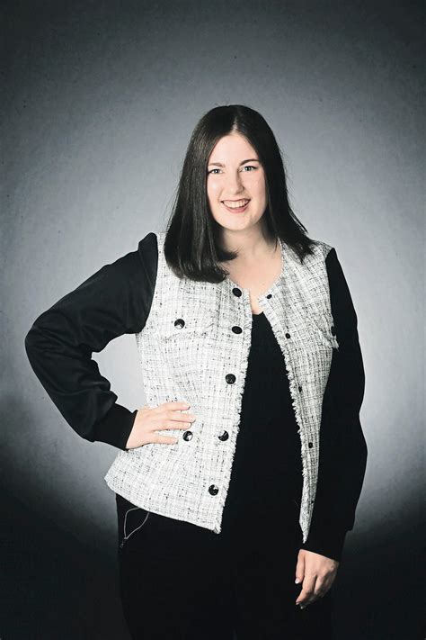 Beauty And Fashion Jazzing Up The Dress Code Her Dbq