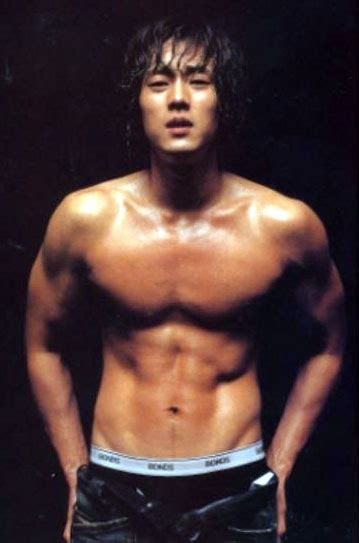 가슴떨리는 남자연예인들의 복근 모음 연예 포토 토크 네모판