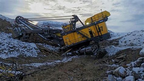 Mining Mayhem Pandh 2800 Bogged Labrador City Looks Like Facebook Mining Mayhem Pandh 2800 Bogged Labrador City Looks Like Facebook