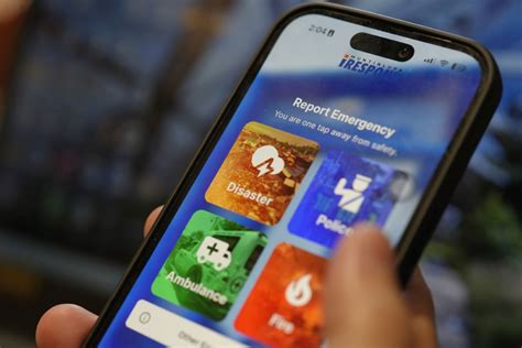 Muntinlupa City Launches Emergency Response Mobile App Gma News Online