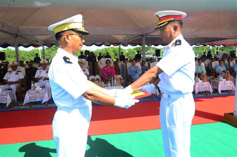 ၇၆ နှစ်မြောက် တပ်မတော် ရေ နေ့အထိမ်းအမှတ် စစ်ရေယာဉ်များ တပ်တော်ဝင်ခြင်း အခမ်းအနားသို့ နိုင်ငံတော