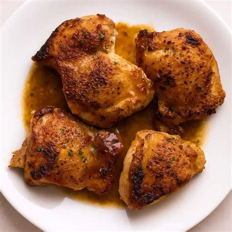 Garlic Chicken Thighs Juicy Easy And Full Of Flavor