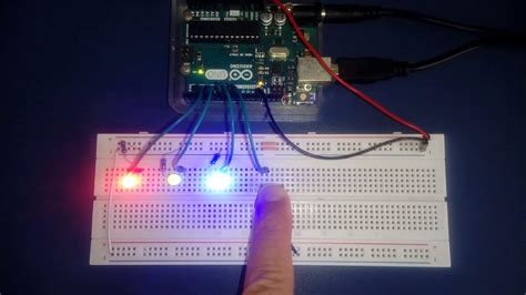 Um Botão Para Acender 3 Leds Em Tempos Diferentes Arduino Hub04 Youtube