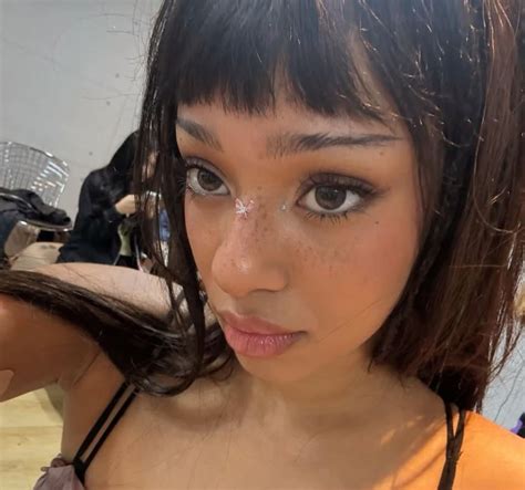 Manon Katseye In 2025 Makeup For Brown Eyes Makeup Inspiration