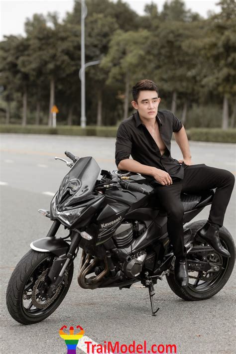 Trai pt Body gym 6 múi khô đẹp có tay nghề massage thái giỏi traimodel com