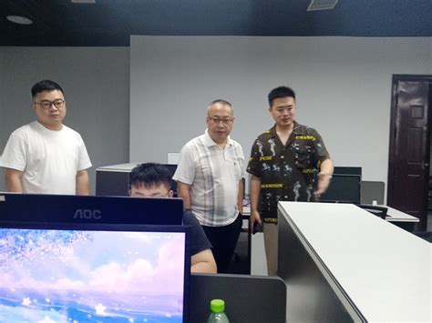 新华区委统战部走访调研平顶山微智科技有限公司