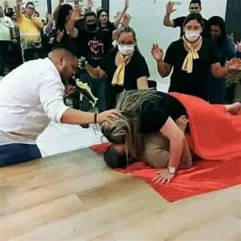 Nbc Magazin Cristiano Supuesto Acto Sexual En Un Culto Queda Revelado En Una Foto