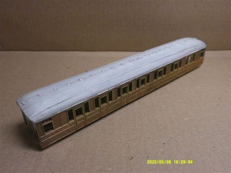 R477 Lner Gresley 1st3rd Corridor Composite 22357 Teak Teak Coach