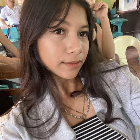 Jhas Compoc Jhmaine • Threads Say More