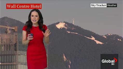 Yvonne Schalle Weekend Noon News Hour Saturday November 12 2022