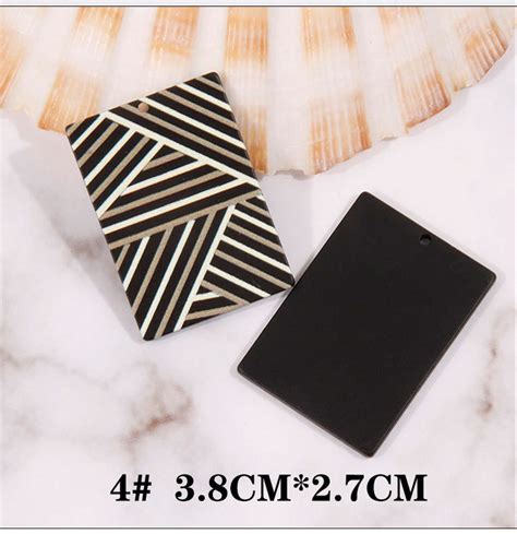 Badu Bg 4бр Акрилни талисмани с черно сърце Аксесоари за бижута