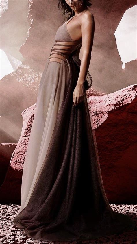 Pin by Даша on fashion Pretty dresses Runway fashion Fashion