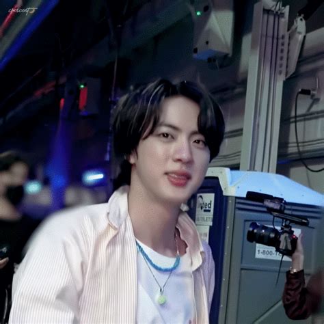 Bts Community Posts 사랑하는 특급전사 병장 석진시🐹 김멋쟁이 오늘 날씨 정말 좋다 그치만 나는 오빠가
