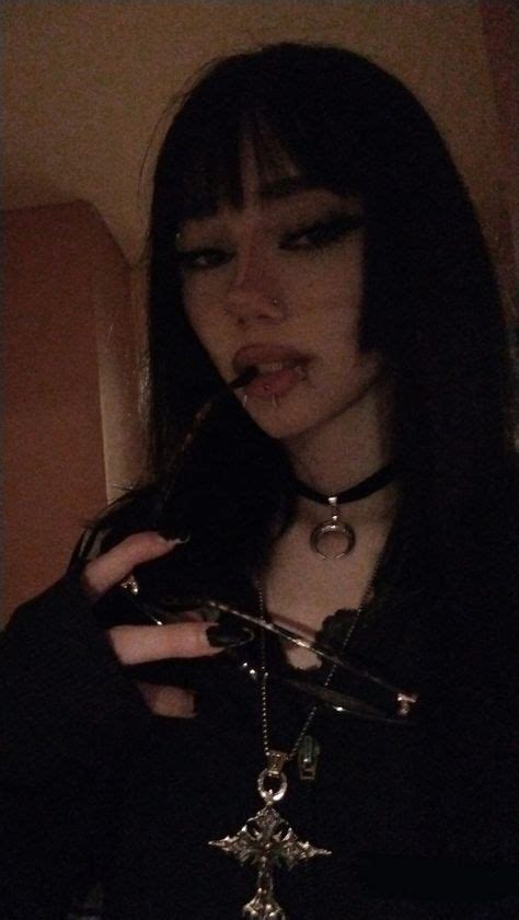 Goth Girl Aesthetic