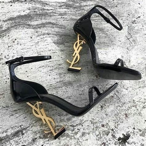 60 مدل کفش پاشنه بلند مجلسی 1401 جدید از اینستاگرام