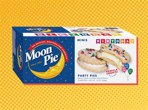 Moon Pie Has An Amazing New Flavor On Shelves Now