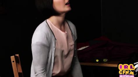 Amateur Cfnm Lady Sucks Cock Till Cumshot On Her Stockings