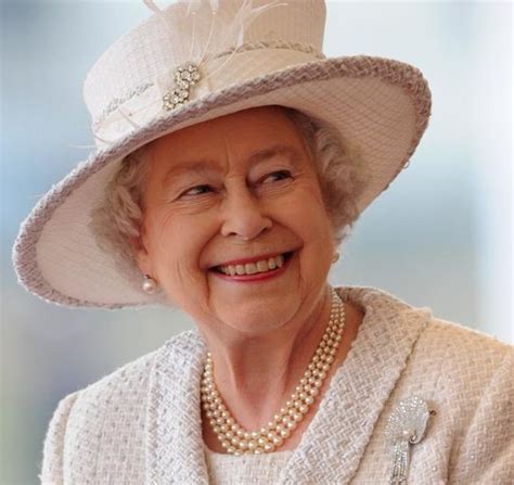 Как и с чем носить жемчуг чтобы не прослыть тётушкой без возраста как носить жемчуг стильно в